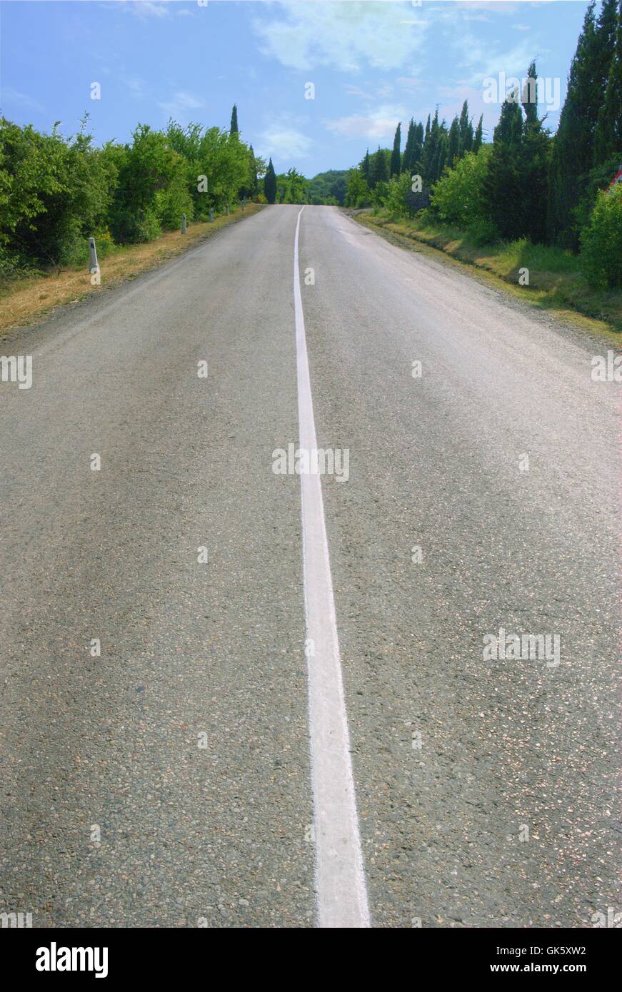 Highway marking hi-res stock photography and images - Alamy