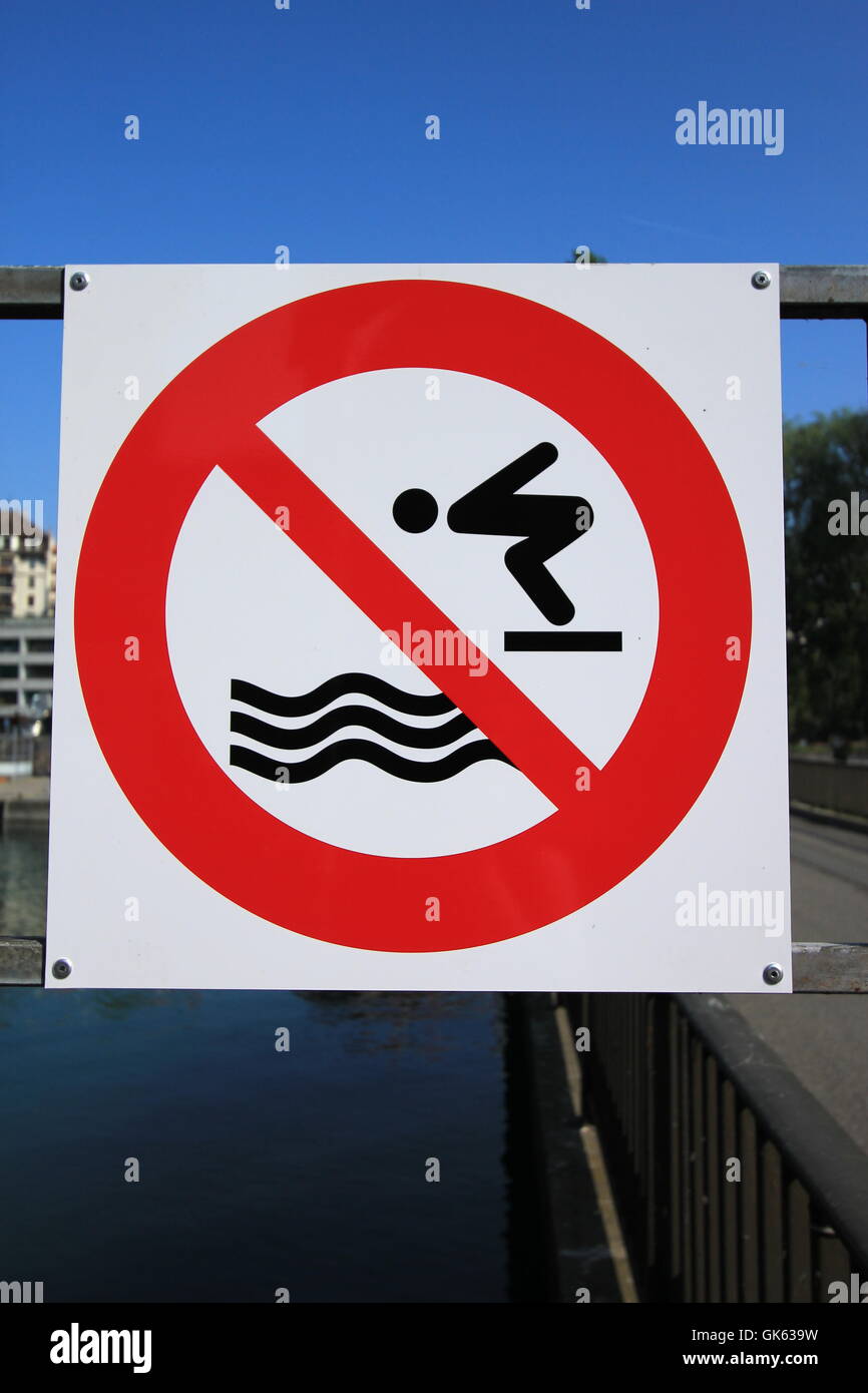 sign - no diving Stock Photo - Alamy