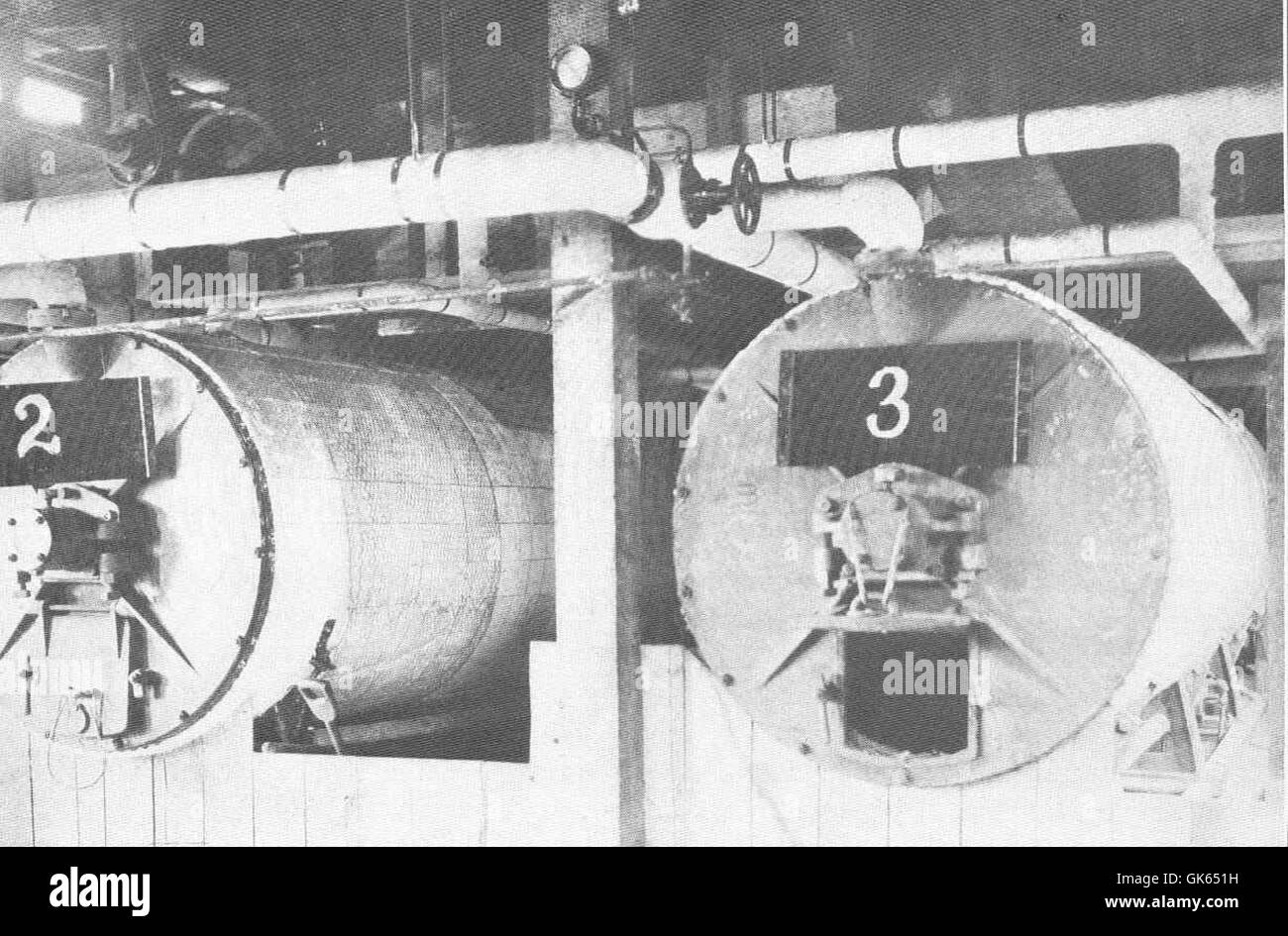 Discharge end hi-res stock photography and images - Alamy