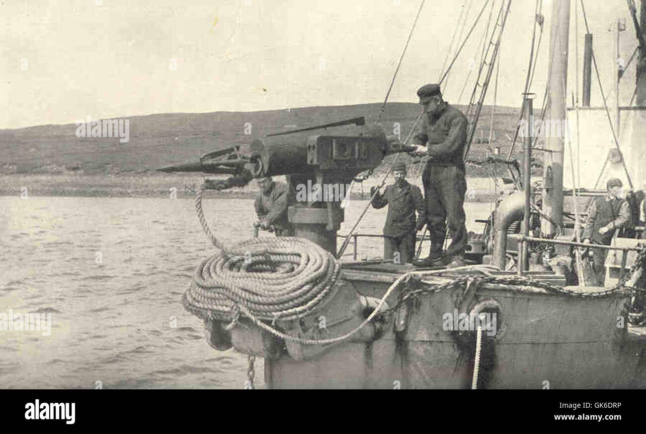 Whaling harpoon hi-res stock photography and images - Alamy