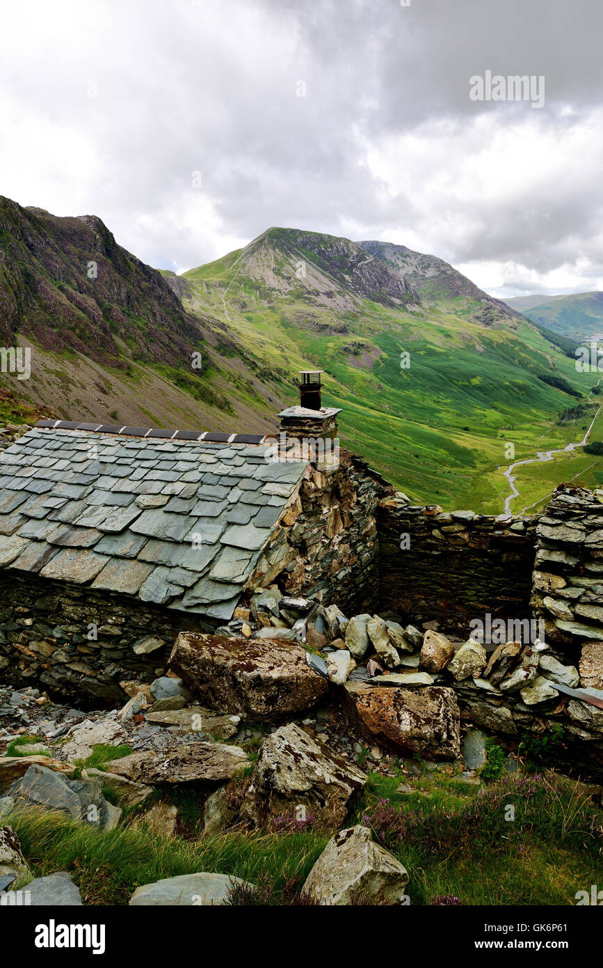 Fleetwith pike bothy hi-res stock photography and images - Alamy