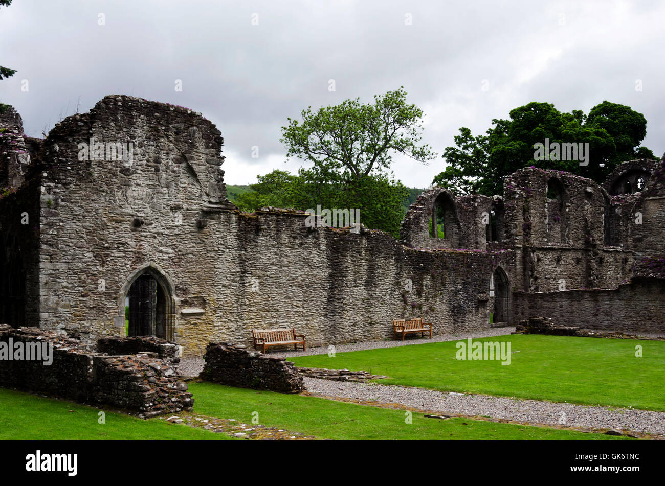 Inchmahome priory scotland hi-res stock photography and images - Alamy