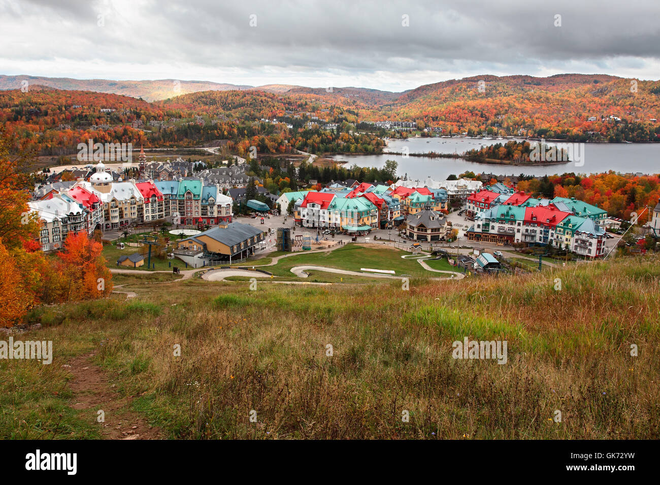 community village market town Stock Photo - Alamy
