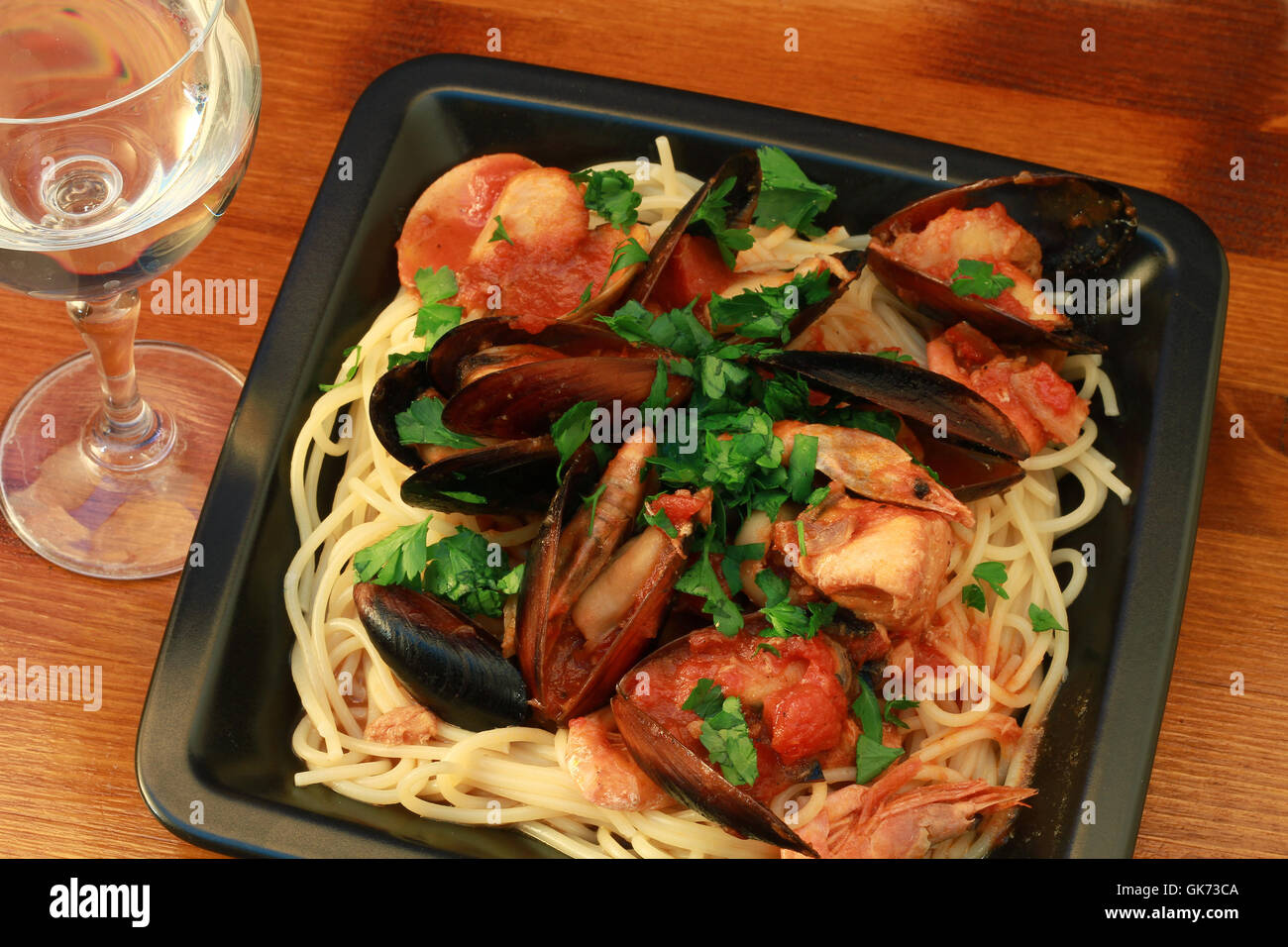 Glass handling hi-res stock photography and images - Alamy