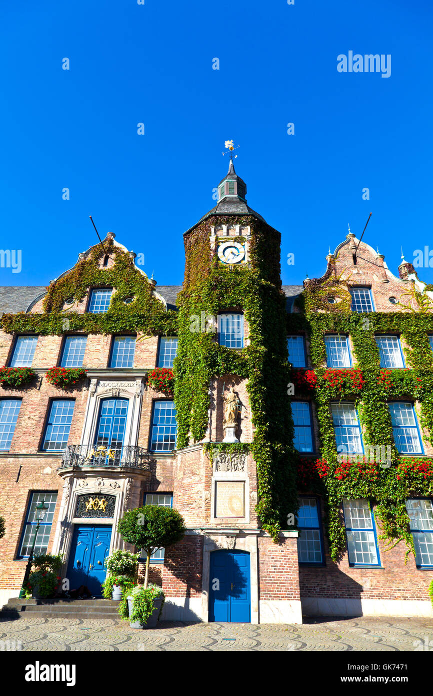 Dusseldorf city hall hi-res stock photography and images - Alamy