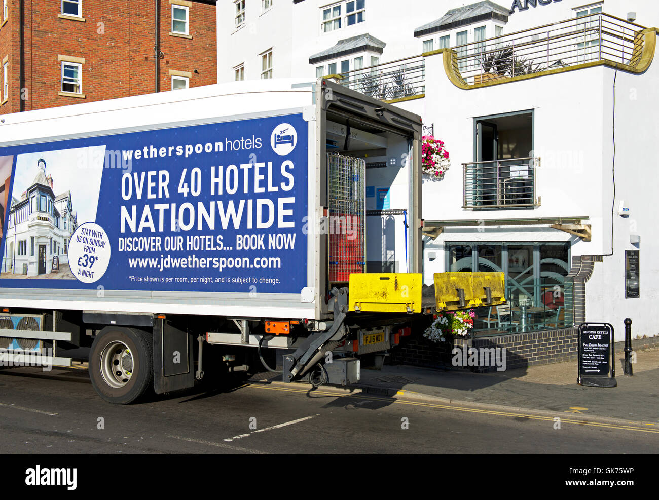 Wetherspoon lorry hi-res stock photography and images - Alamy