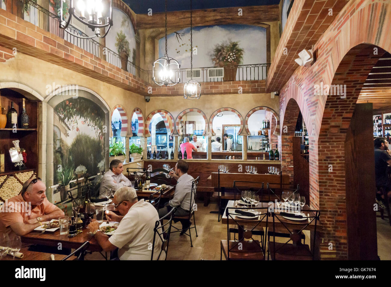 Decor bar tapas hi-res stock photography and images - Alamy
