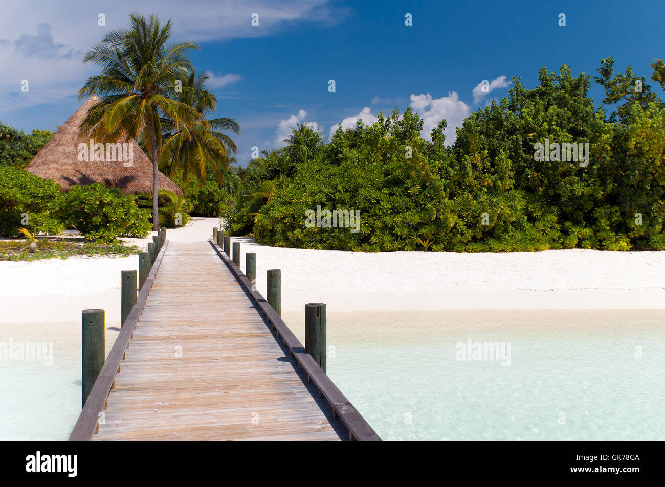 bridge beach seaside Stock Photo - Alamy