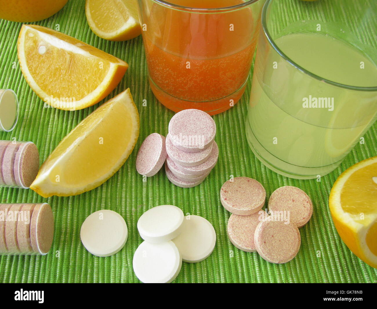 Drug powder tablets hi-res stock photography and images - Alamy