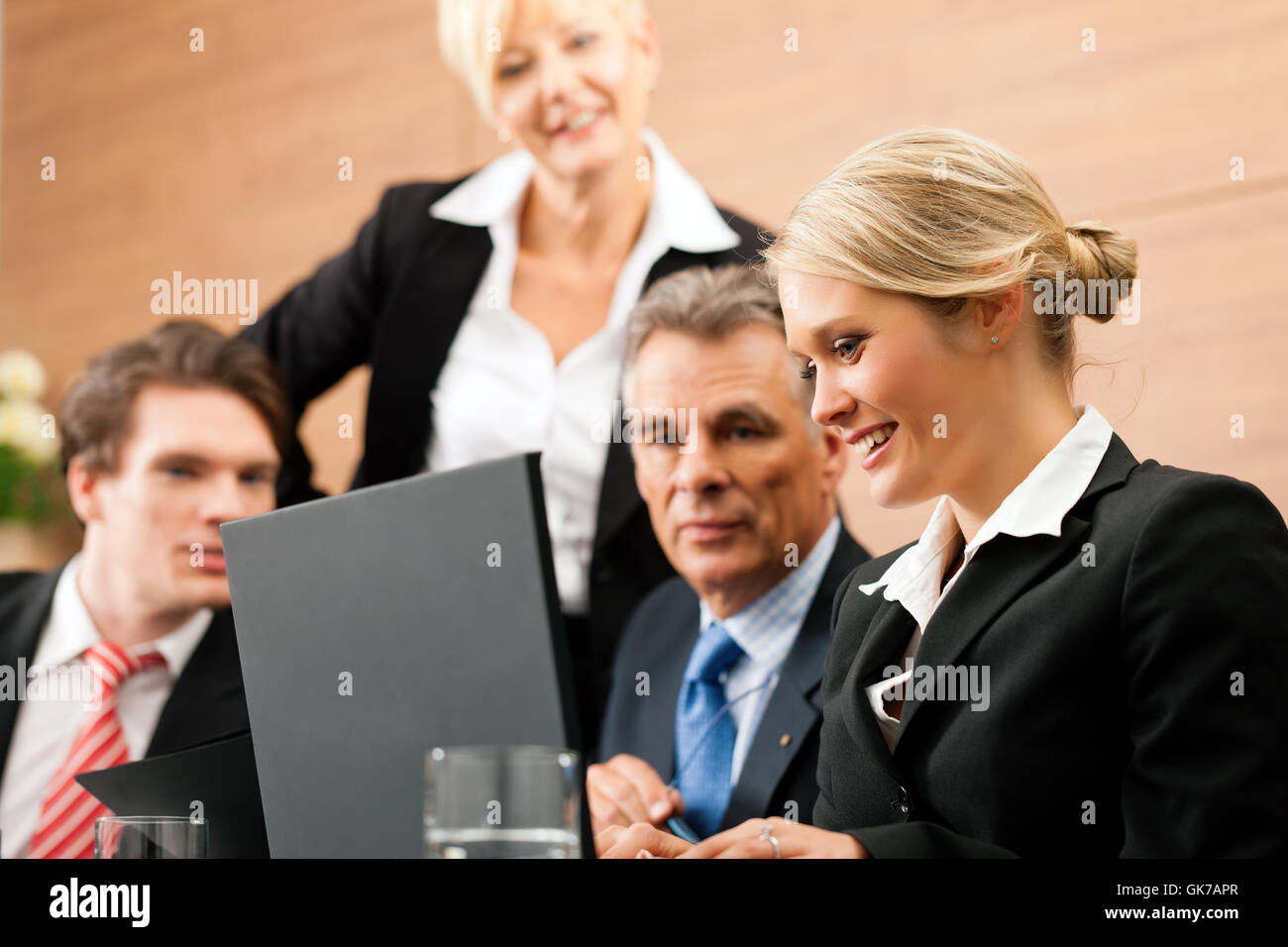 business - meeting in an office Stock Photo - Alamy