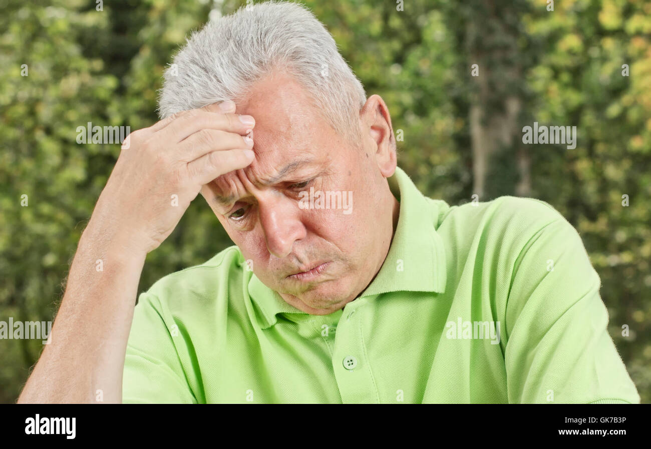 Old older elder man men male hi-res stock photography and images - Alamy