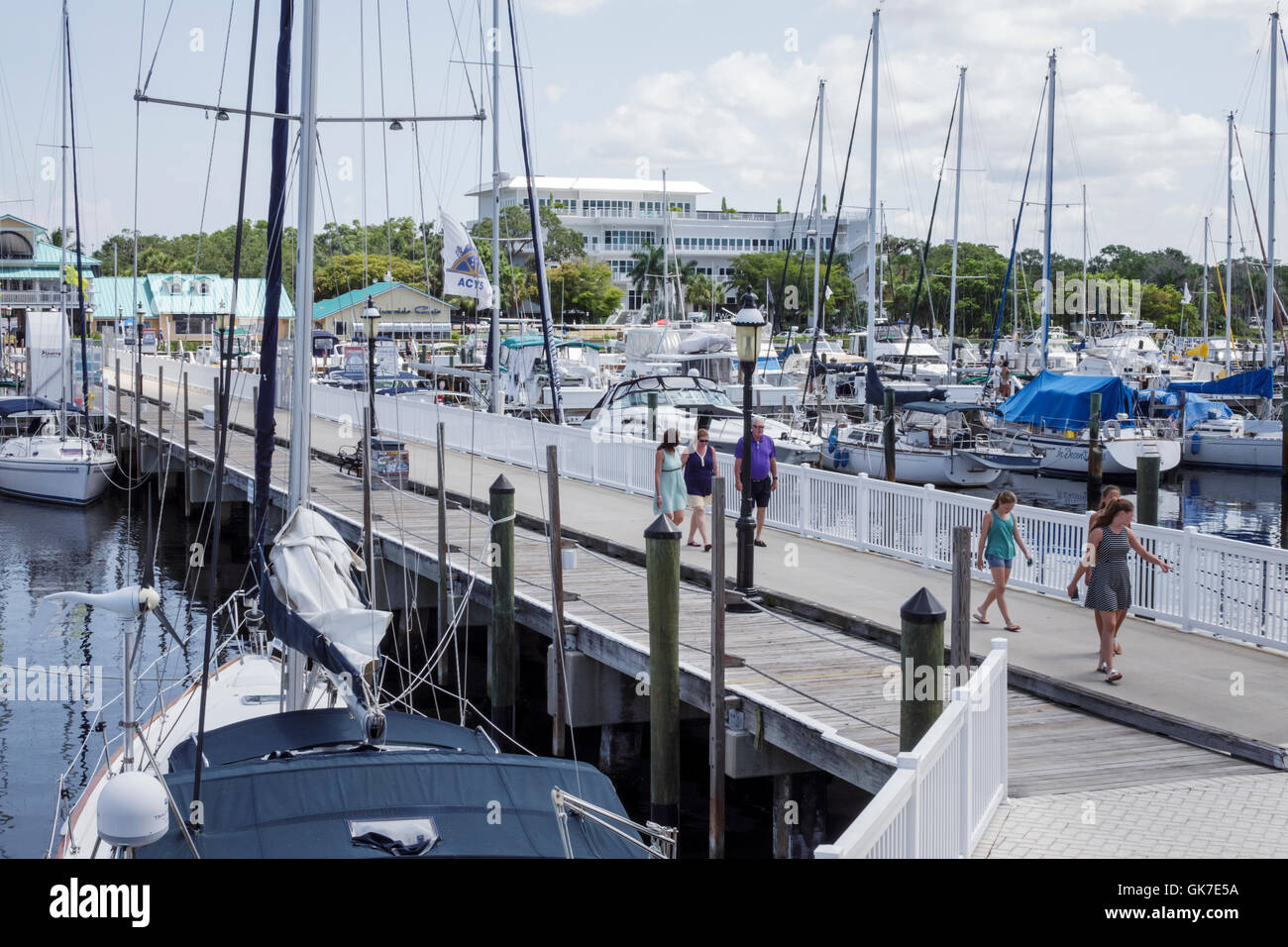 Regatta Pointe Marina Stock Photos & Regatta Pointe Marina Stock Images ...