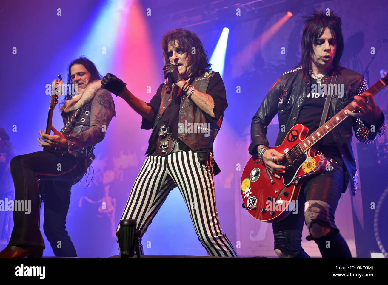 Alice Cooper performs live in concert at the Star Plaza Theatre ...