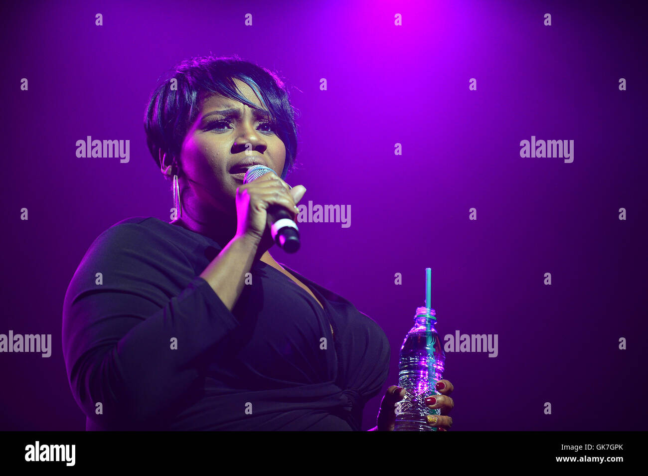 Kelly Price performs during 3rd Annual Mother's Day Experience at James ...