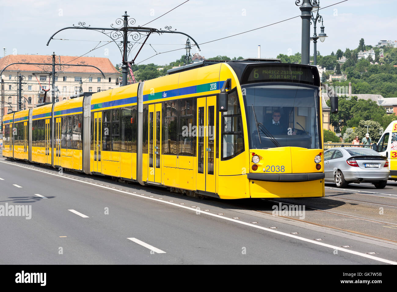 Budapest commuter bus hi-res stock photography and images - Alamy