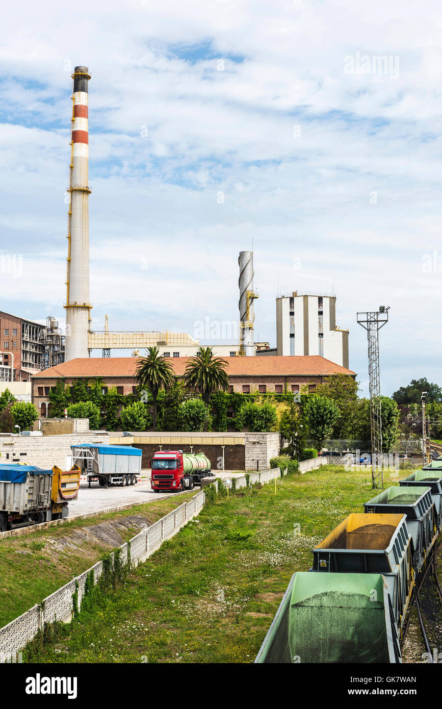 Cargo trucks hi-res stock photography and images - Alamy