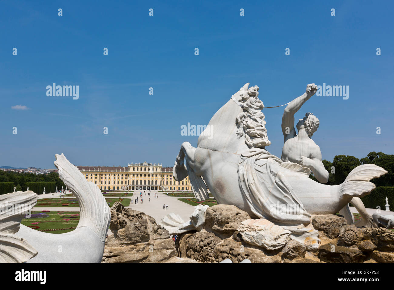 Austria, Schonbrunn Palace in Vienna, which is the former imperial ...