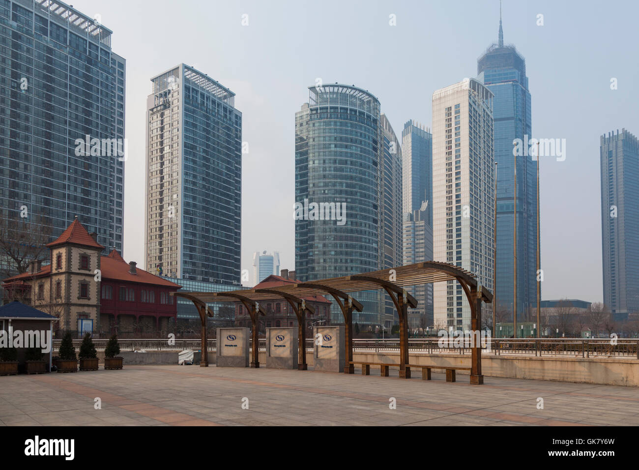 Yantai construction hi-res stock photography and images - Alamy