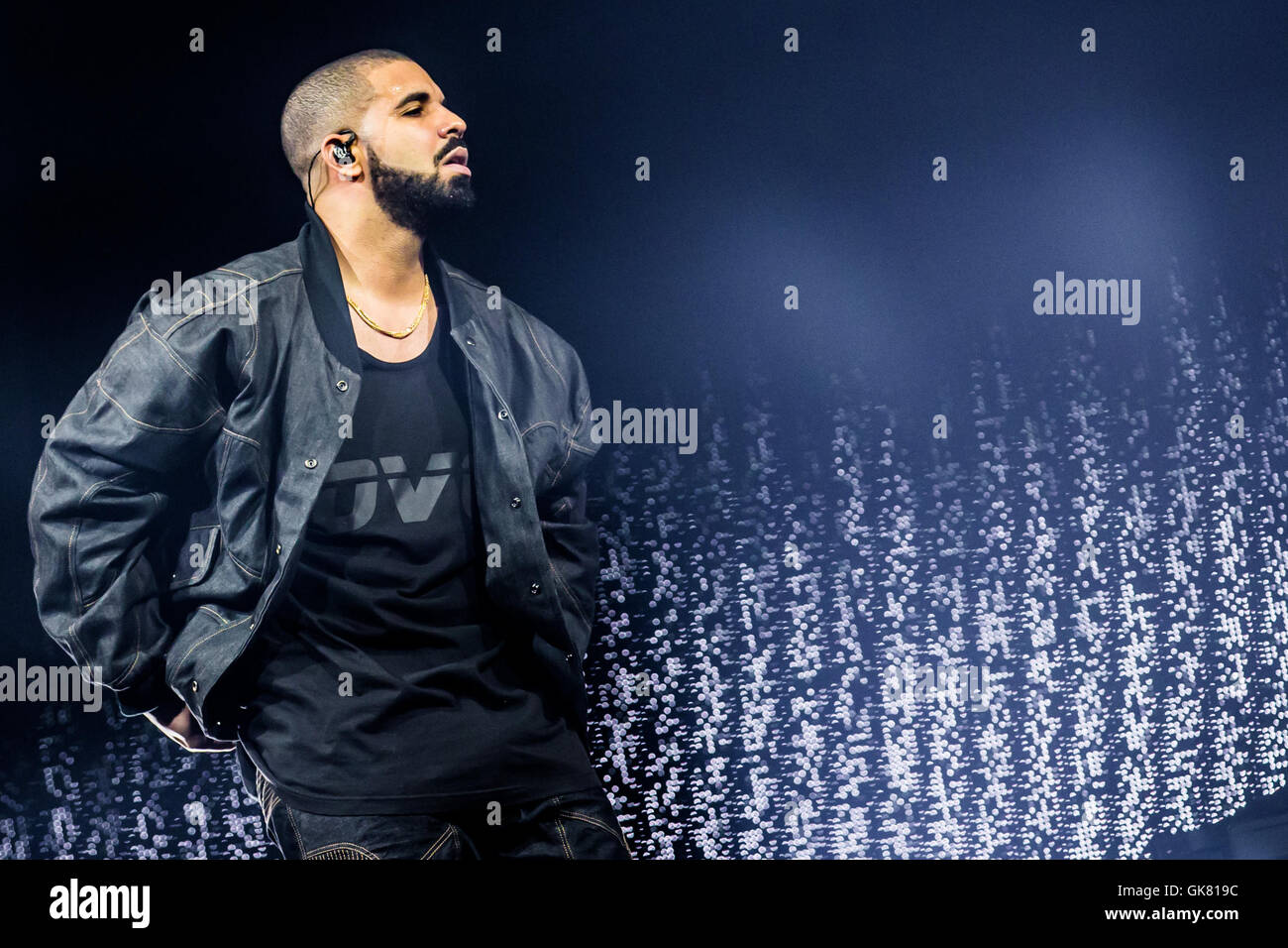 Detroit, Michigan, USA. 16th Aug, 2016. DRAKE performing on the Summer ...