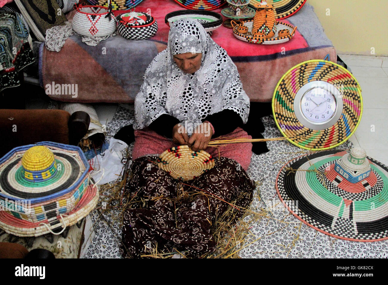 West Bank, Palestine. 18th Aug, 2016. A Palestinian woman made from ...
