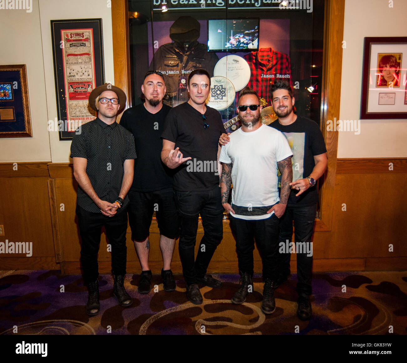 Breaking benjamin hi-res stock photography and images - Alamy