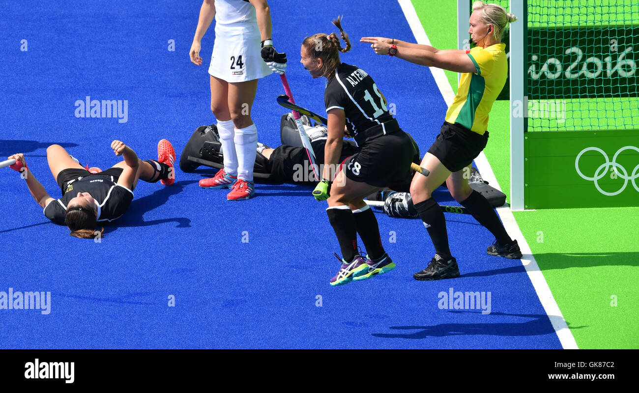 Rio de Janeiro, Brazil. 19th Aug, 2016. Lisa Altenburg (18) of Germany ...
