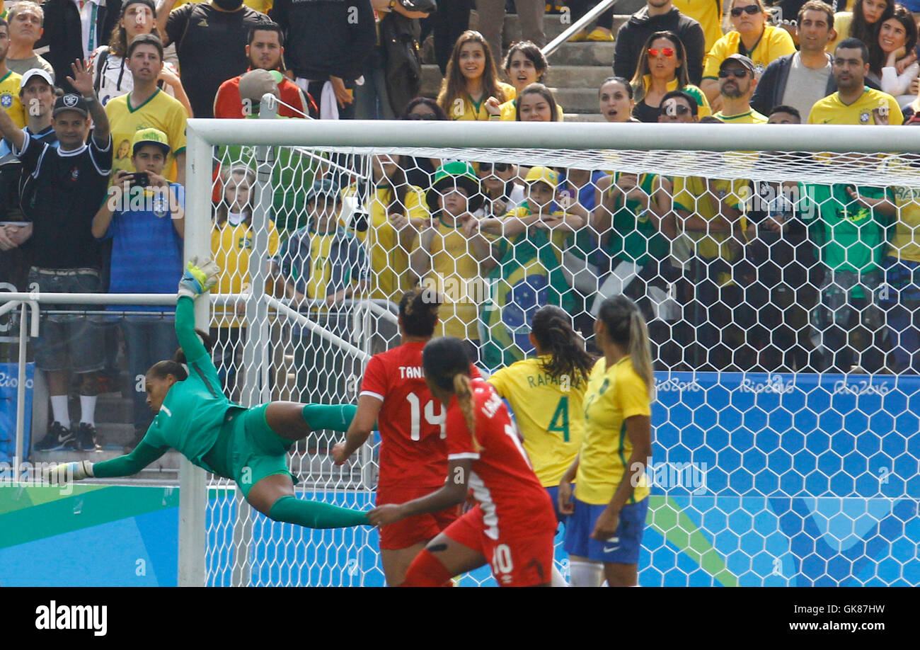 Sao Paulo, Brazil. 19th August, 2016. The goalkeeper Barbara makes ...