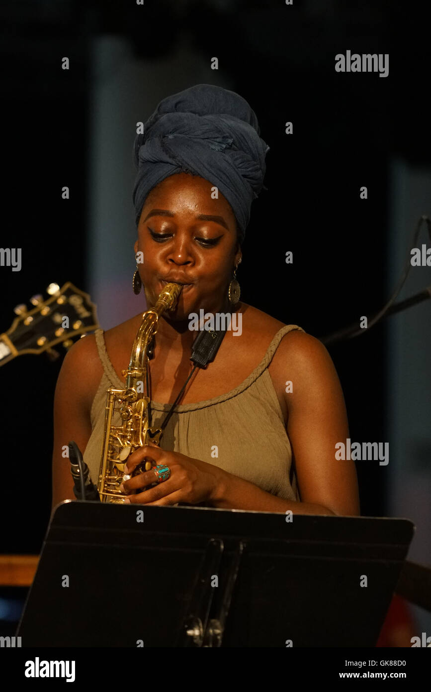 Nerija jazz hi-res stock photography and images - Alamy