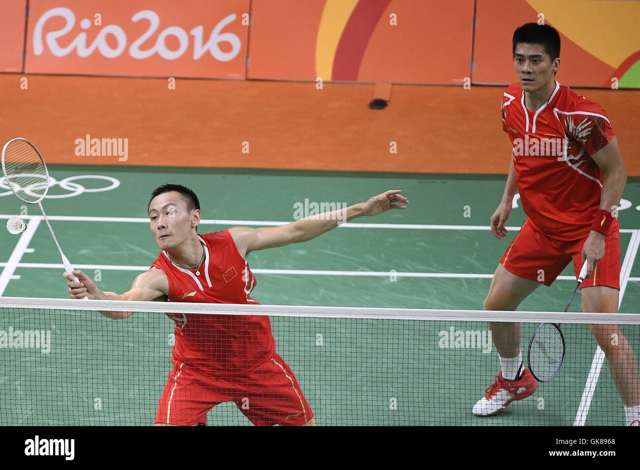 Rio De Janeiro, Brazil. 19th Aug, 2016. China's Zhang Nan (L) and Fu ...