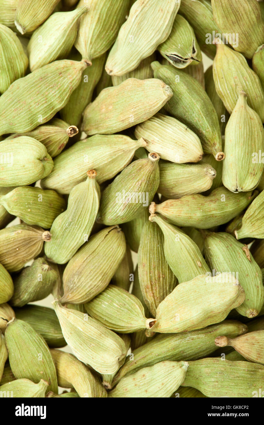 Cardamom whole hi-res stock photography and images - Alamy