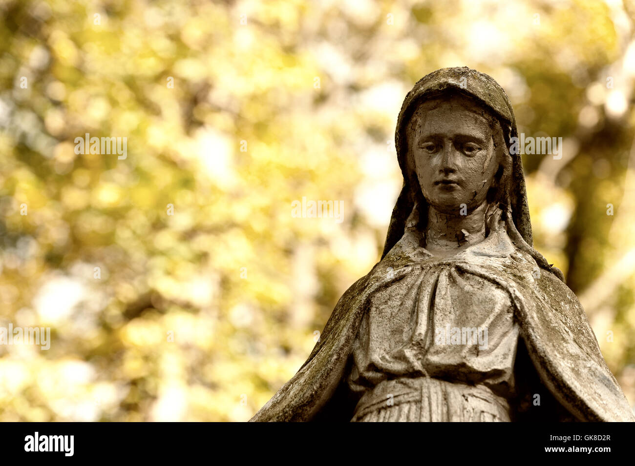 Monument Lady of Guadalupe on a cemetery Stock Photo - Alamy