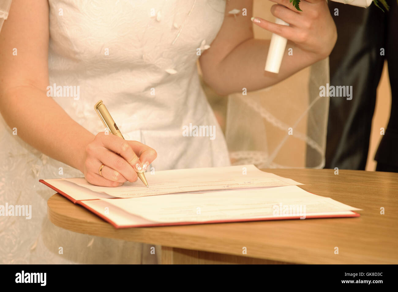The wedding signature Stock Photo - Alamy