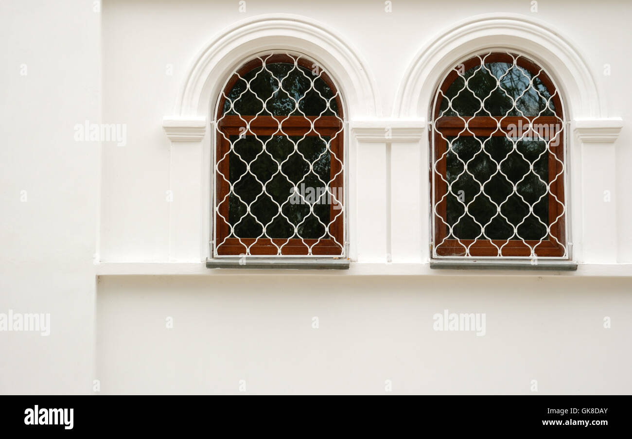two arch window Stock Photo - Alamy