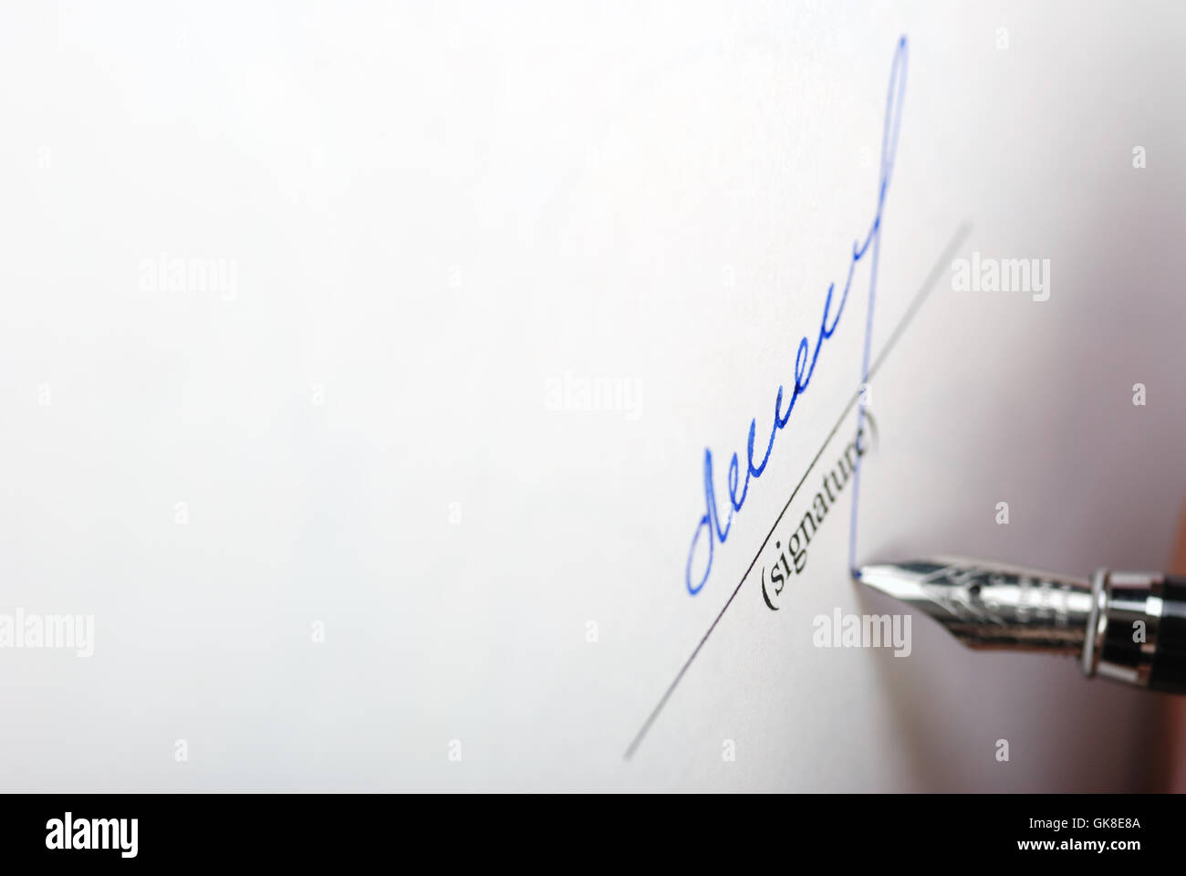 Document quill signature signing hi-res stock photography and images ...
