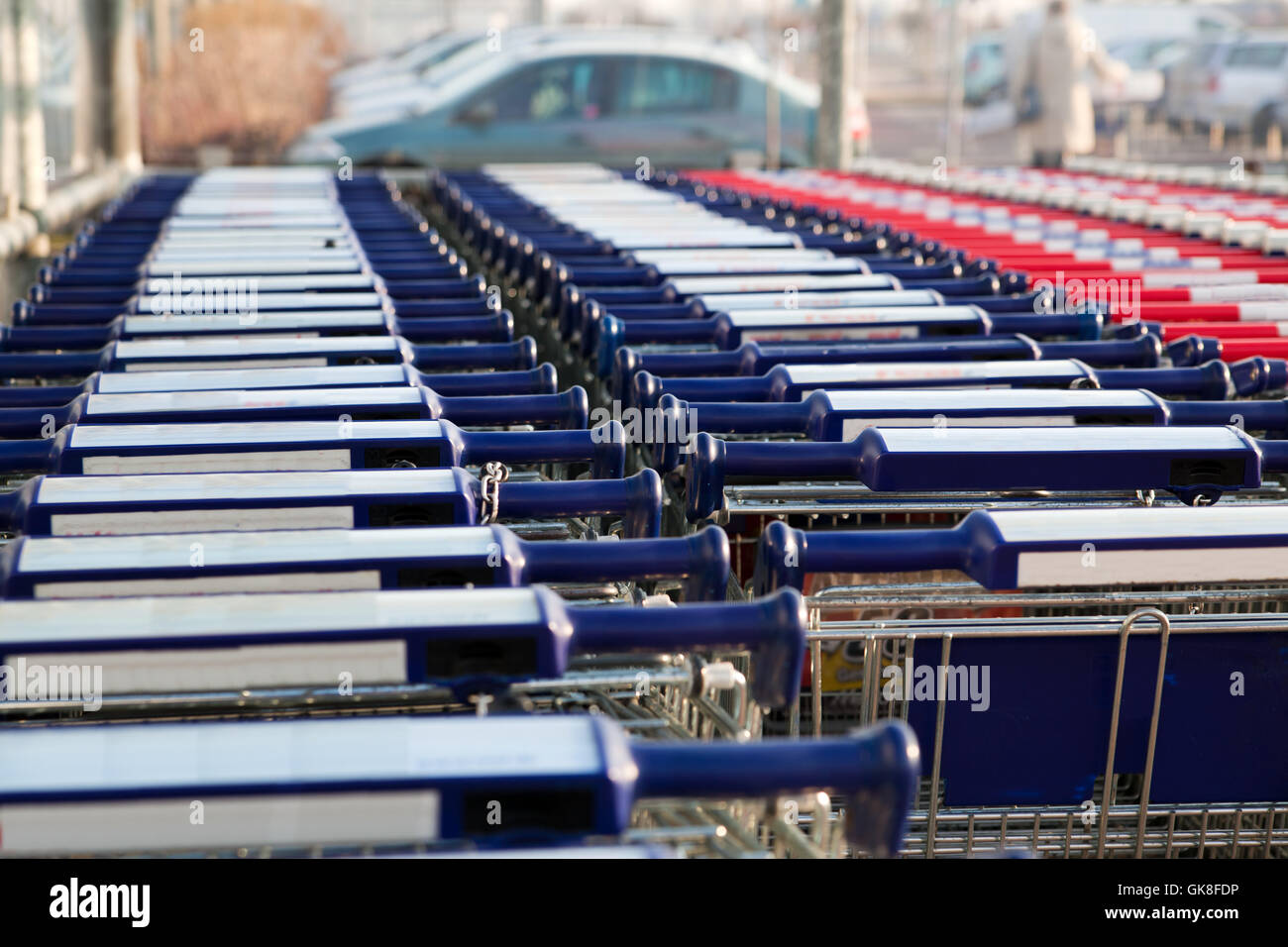 Supermarket transport cage hi-res stock photography and images - Alamy