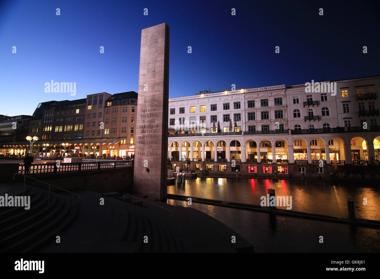 Inland harbours hi-res stock photography and images - Alamy