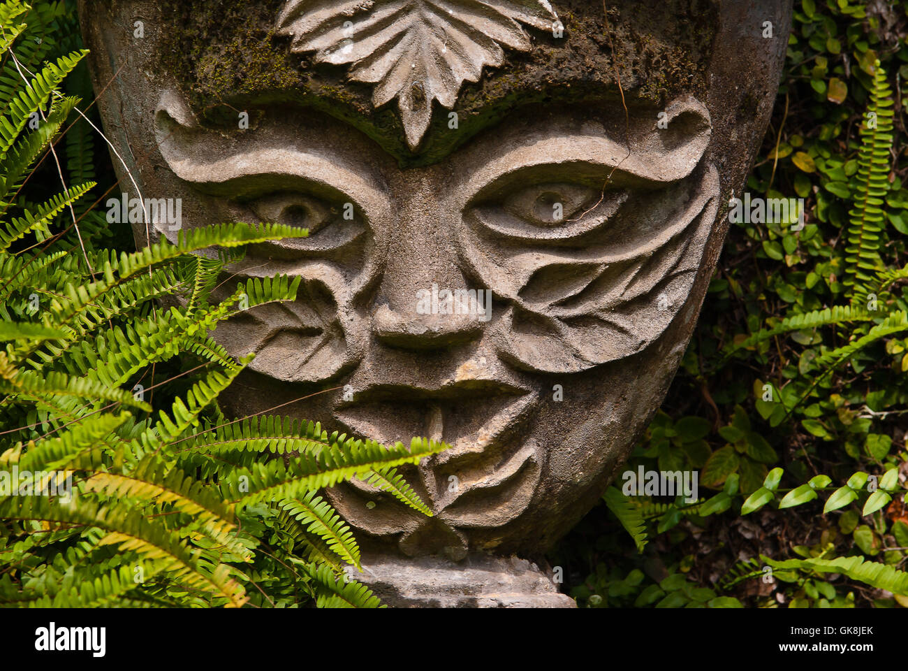 Stone face hi-res stock photography and images - Alamy