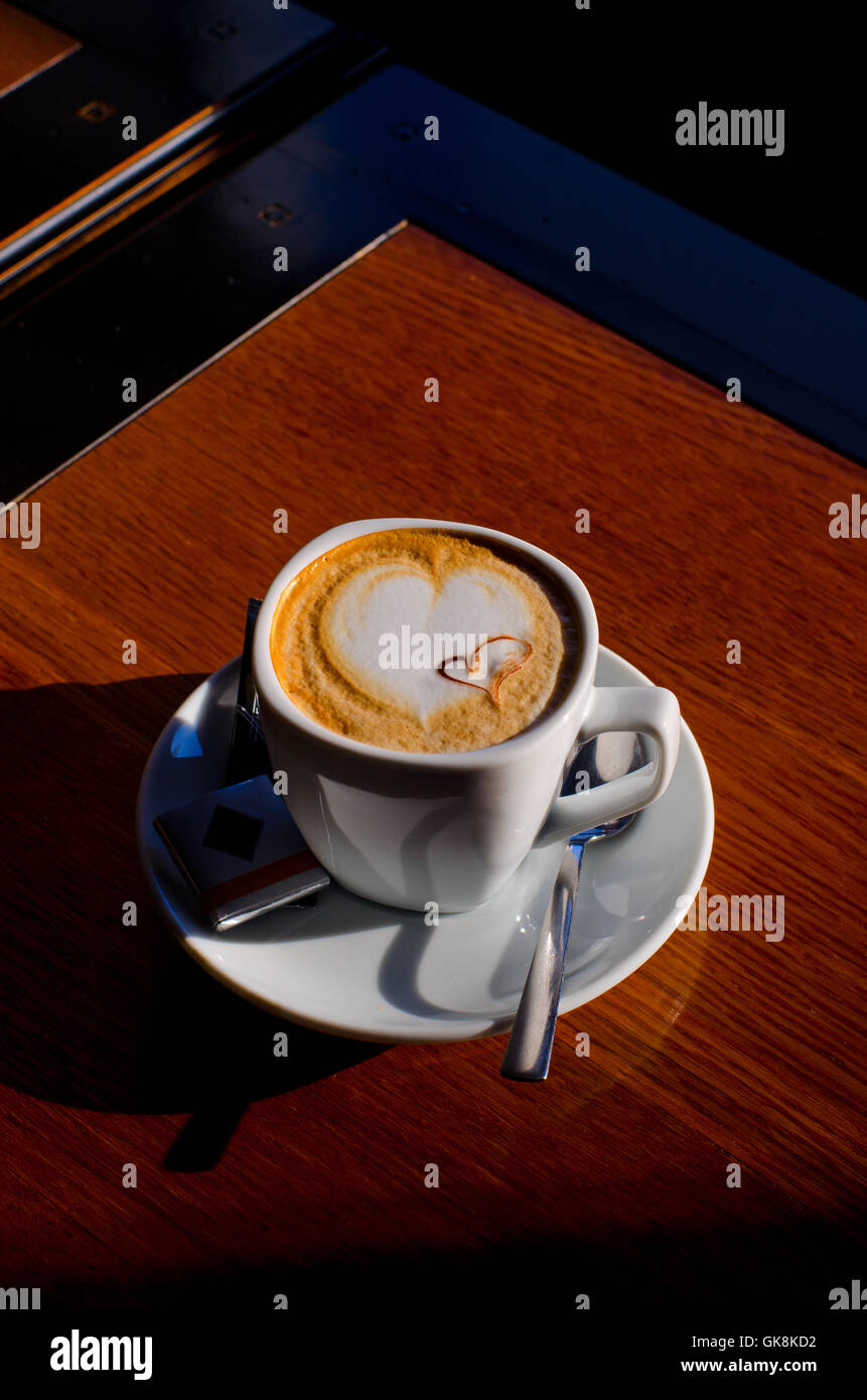 cafe cup bar Stock Photo - Alamy