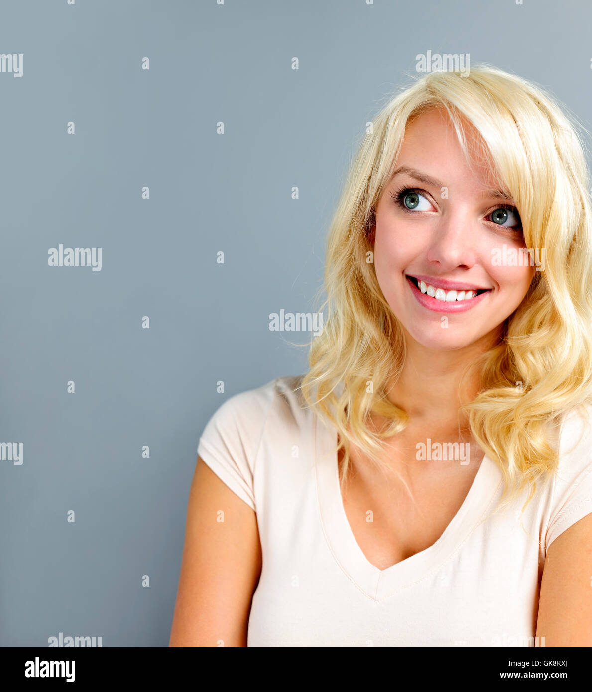 Sidelong look hi-res stock photography and images - Alamy