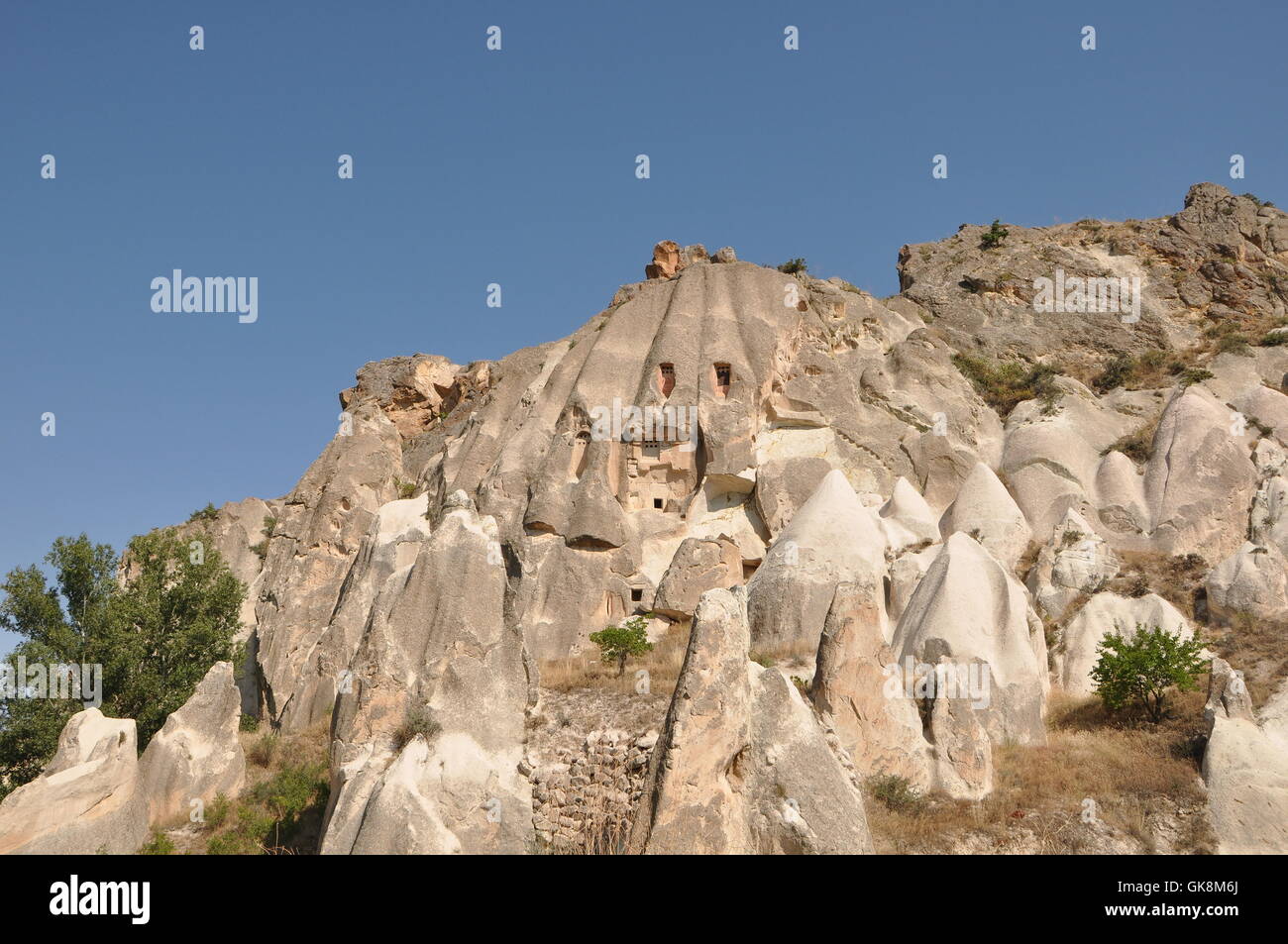 cliff dwelling in tuff Stock Photo - Alamy
