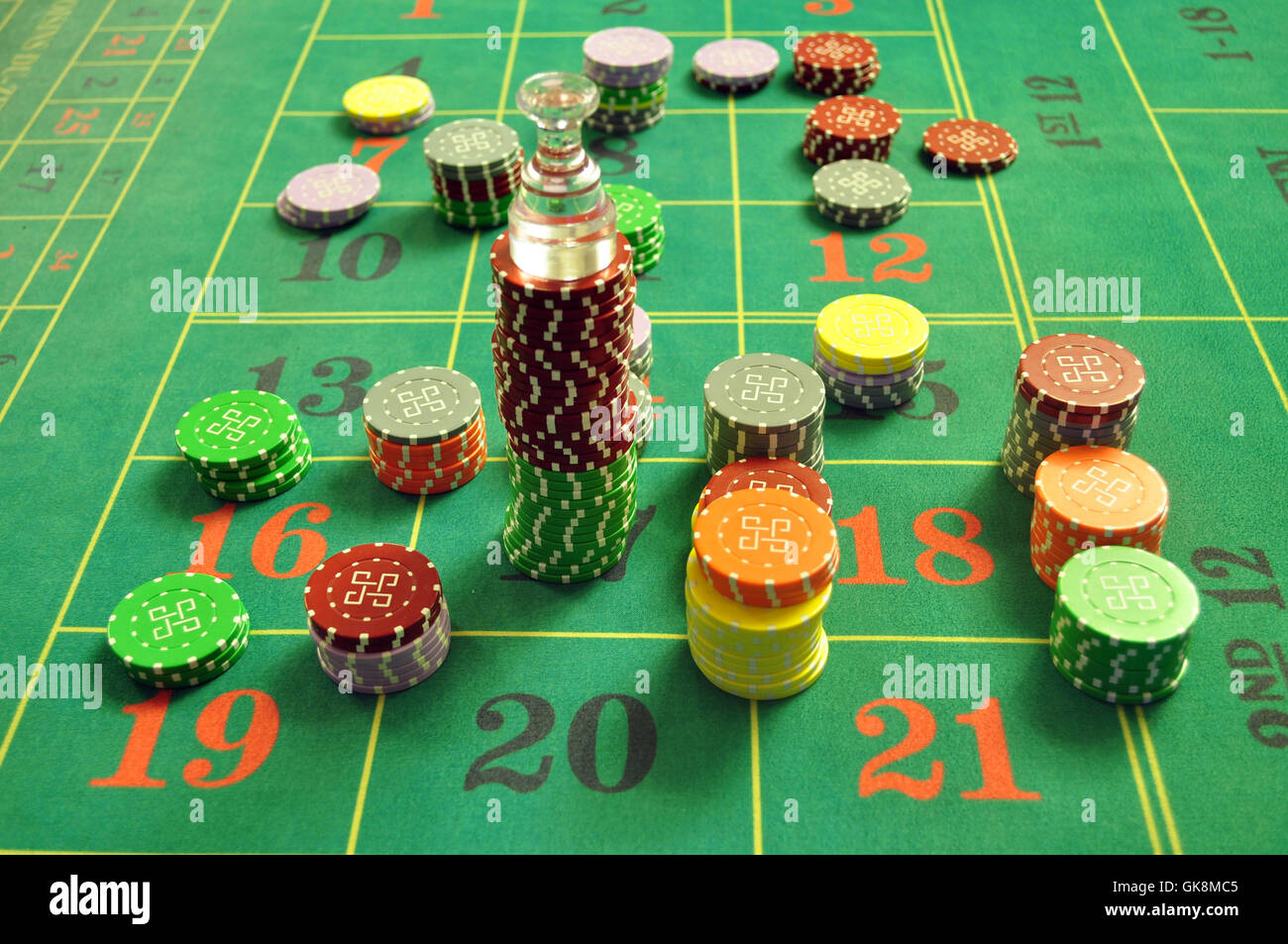 Roulette table layout hi-res stock photography and images - Alamy