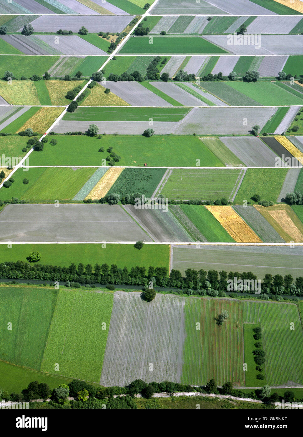 agriculture farming dirt road Stock Photo - Alamy
