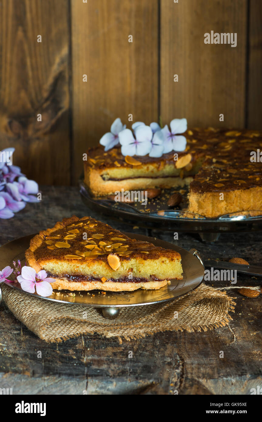 Traditional english bakewell tart hi-res stock photography and images ...