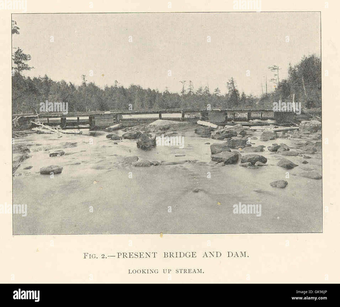 43207 Present Bridge and Dam, Looking Up Stream Stock Photo - Alamy