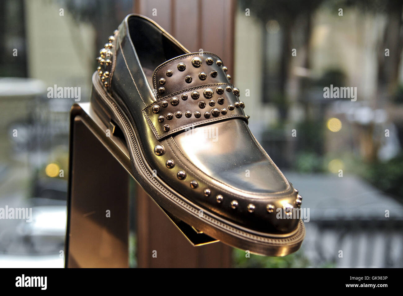 Milan Men's Fashion Week Spring/Summer 2017 - Jimmy Choo Presentations ...