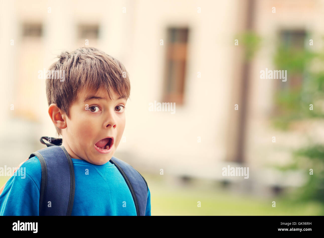 Scared kid school hi-res stock photography and images - Alamy