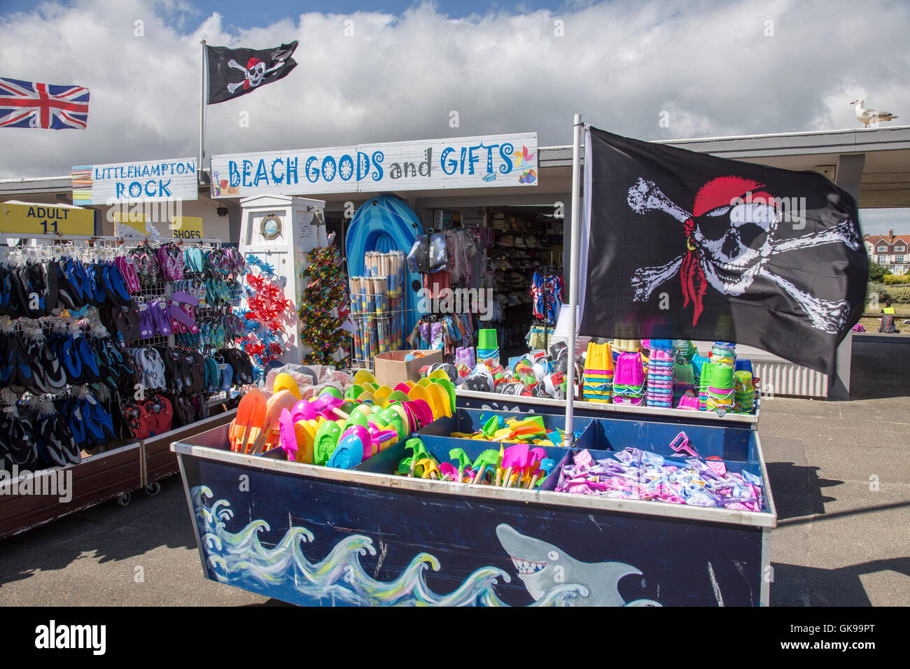 Seaside Shops High Resolution Stock Photography and Images - Alamy
