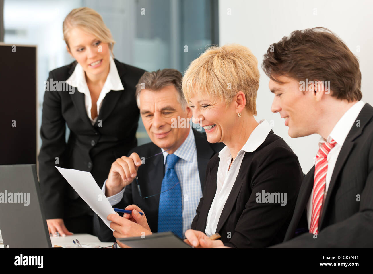 business - meeting in an office Stock Photo - Alamy