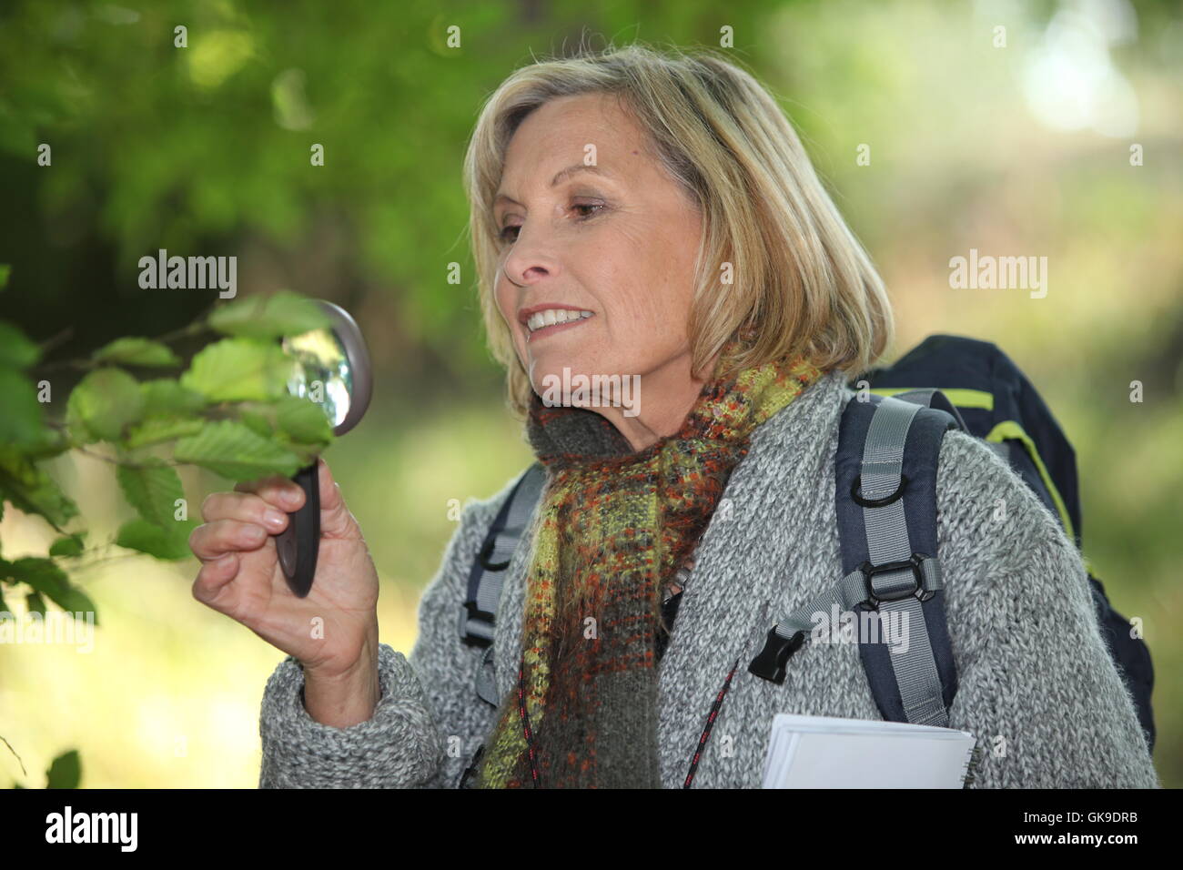 woman look glancing Stock Photo - Alamy