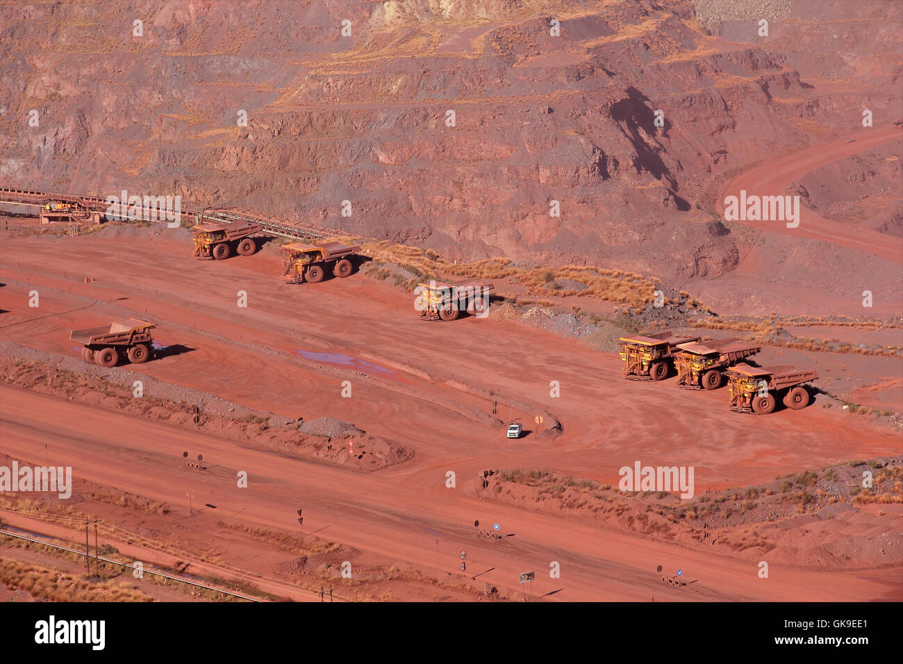 Open cast pit hi-res stock photography and images - Alamy
